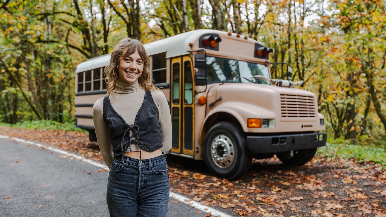 Her DIY Bus Home – A Masterpiece of Tiny Design - Houses Tiny